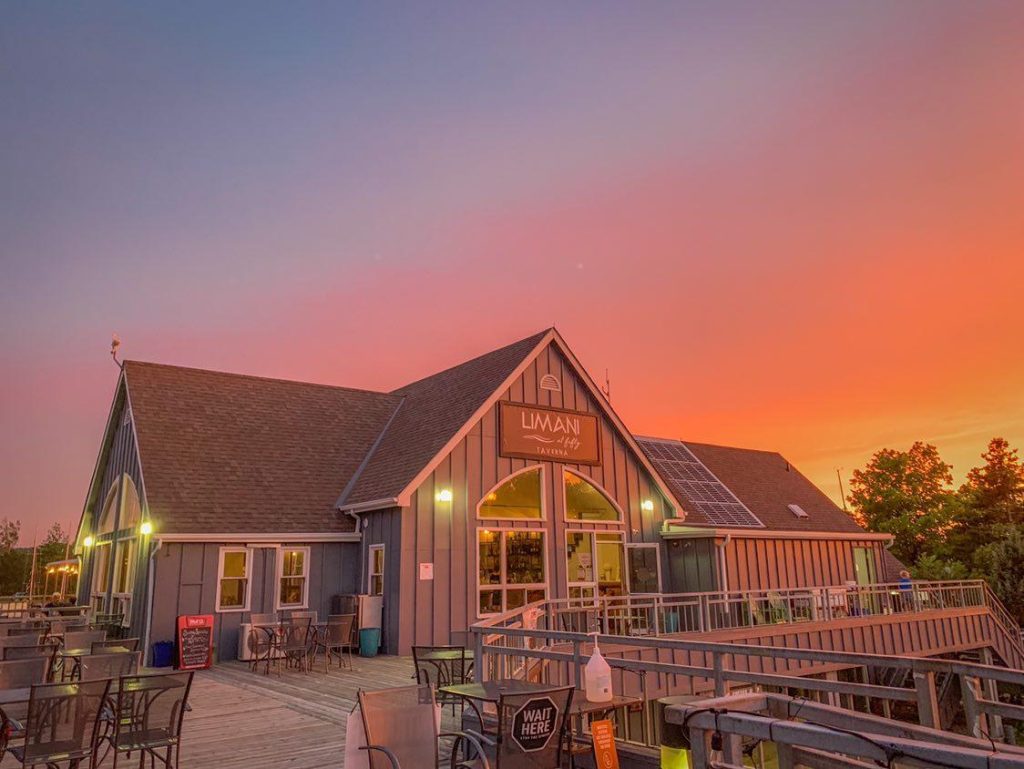Hamilton restaurant with stunning lake views open for the season ...