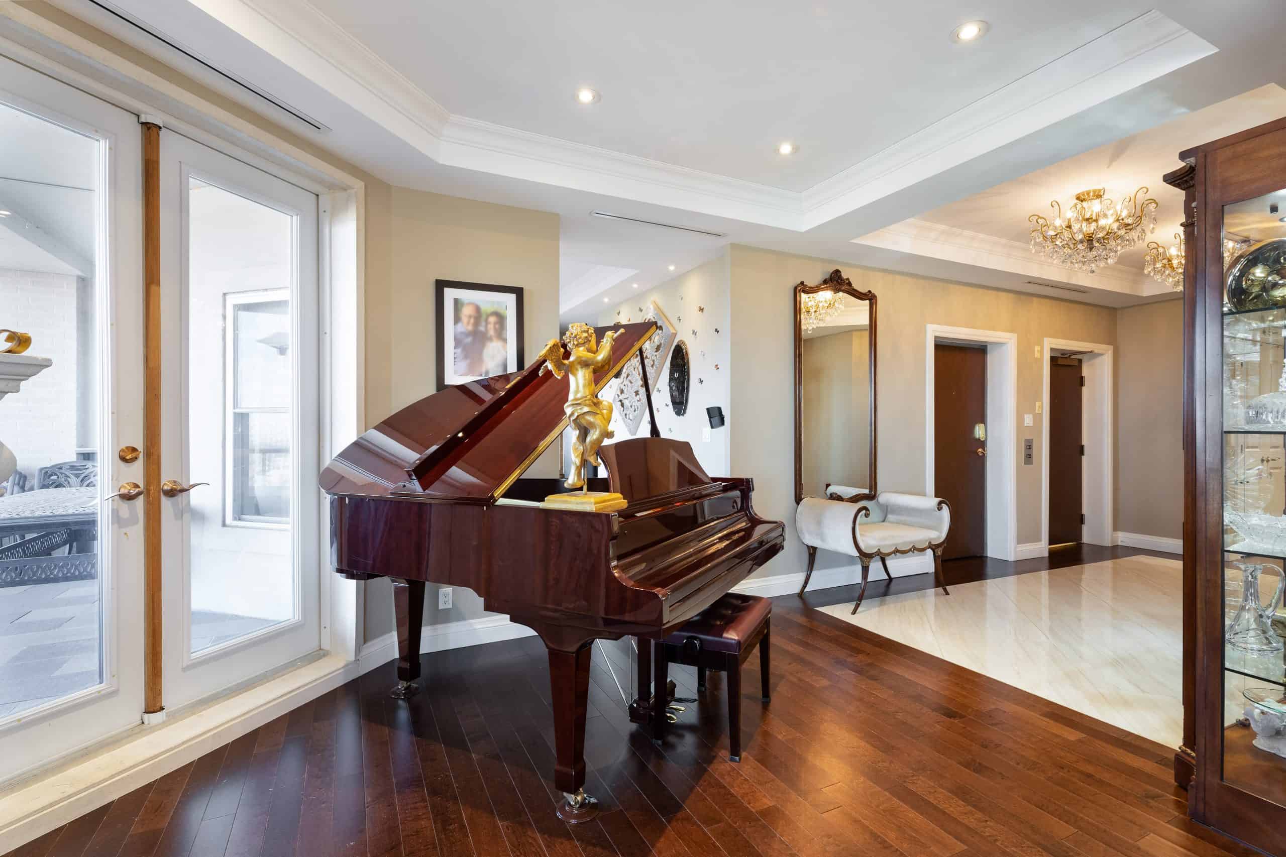 Hamilton house of the week: Huge condo with elaborate decor and two ...
