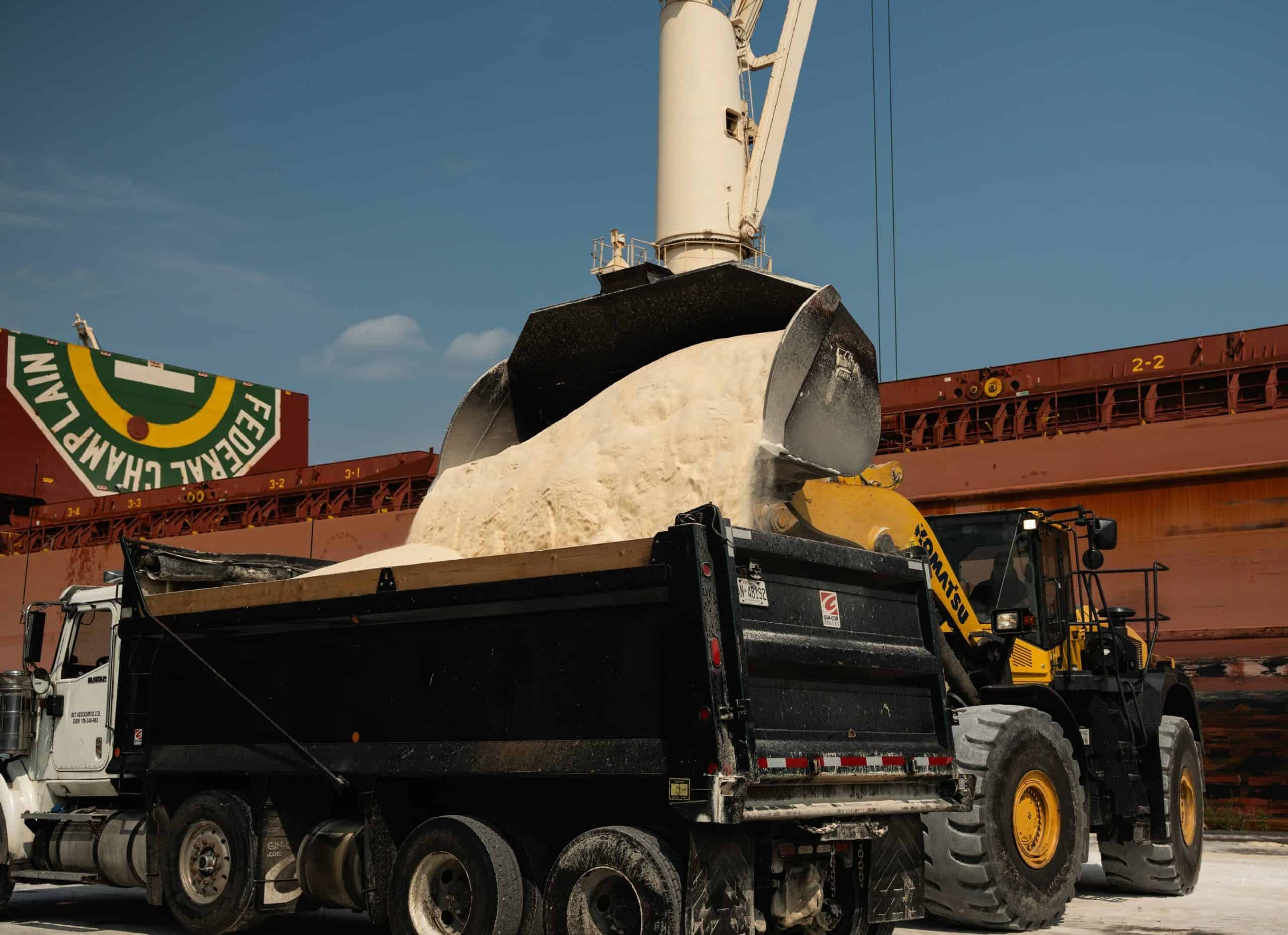 Canada's largest sugar refinery set to sweeten Hamilton ports | INthehammer