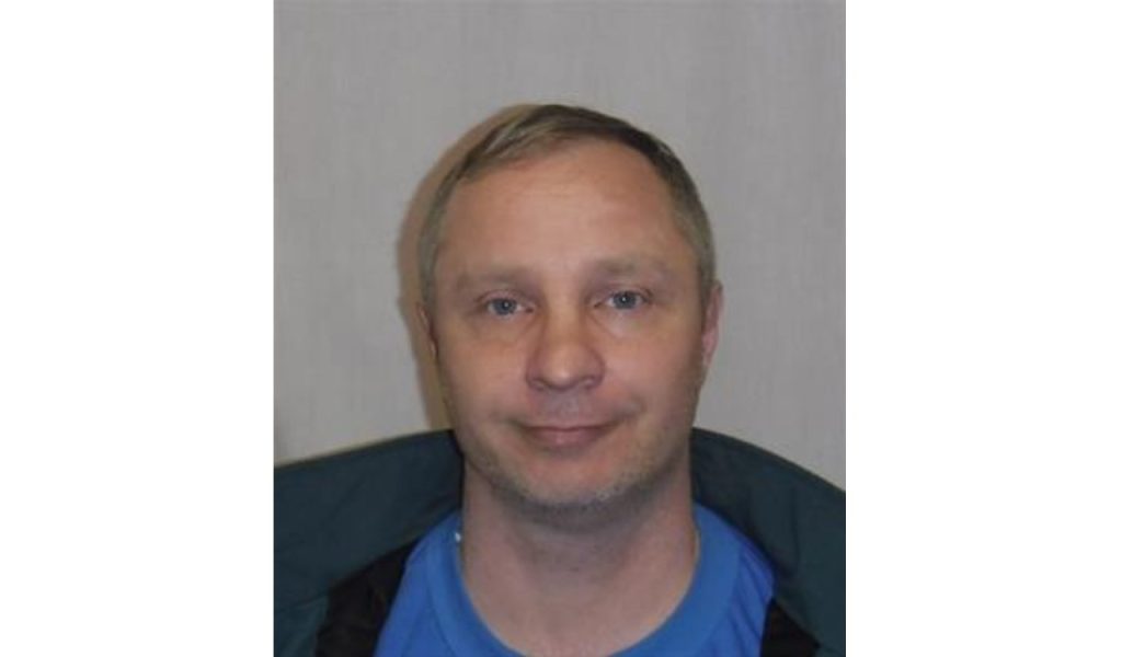 Convicted drug dealer at large is known to frequent Hamilton | INthehammer